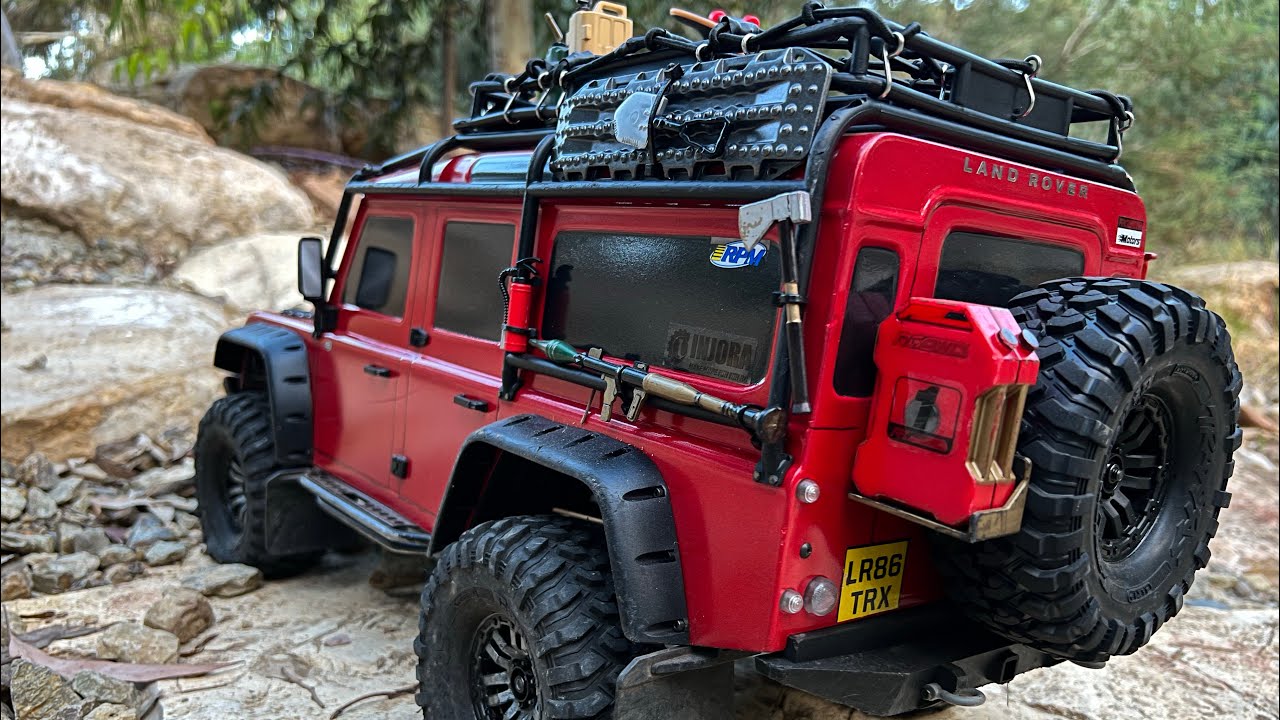 Traxxas TRX-4 Defender Extreme Rock Crawling! - YouTube