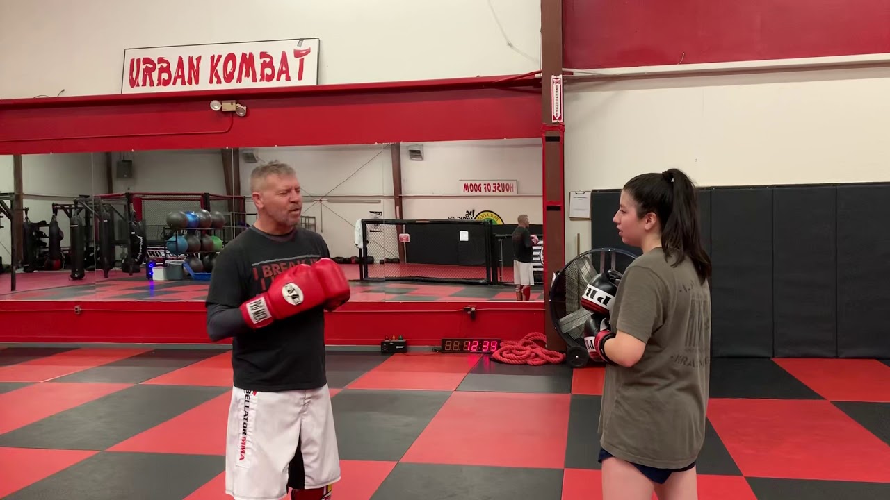 MMA Weekly Sparring Combination-Trapping Hands - YouTube