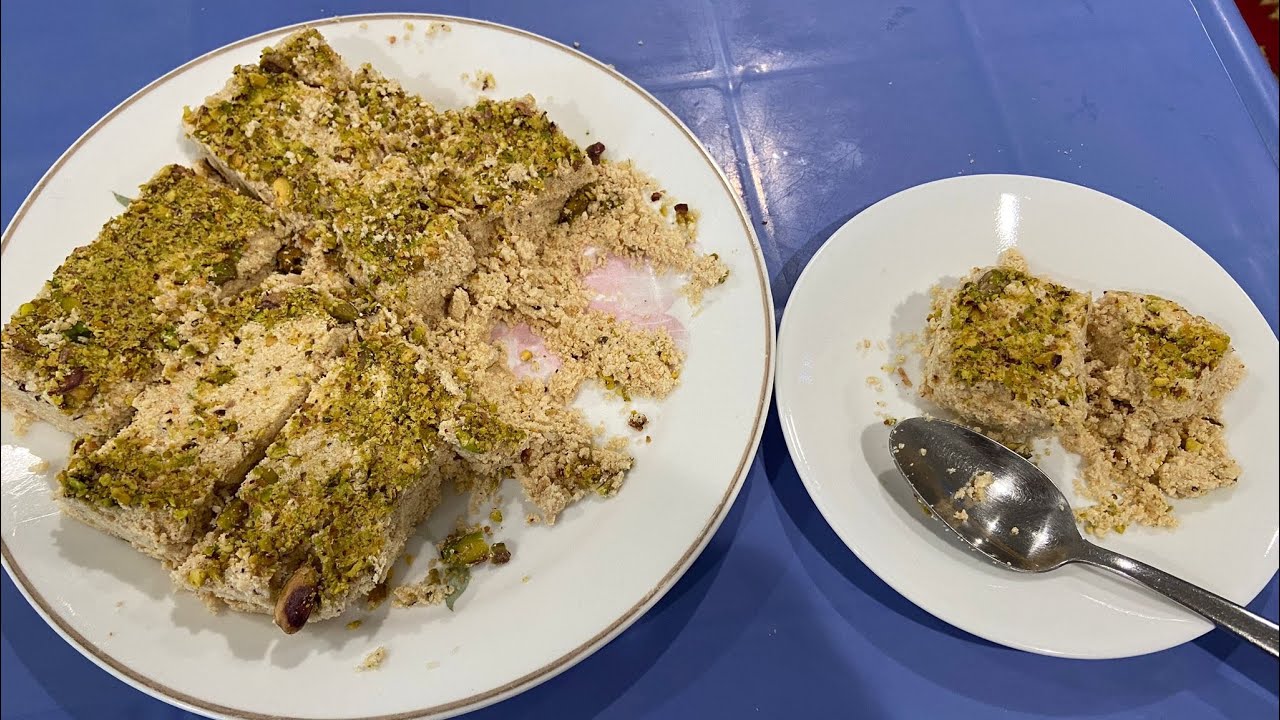 Easy and Simple Turkish Halwa Recipe - YouTube