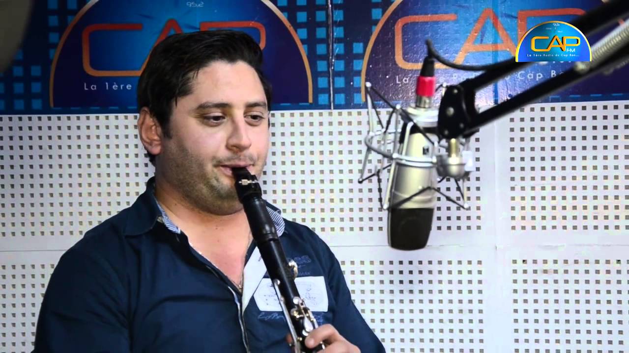 السياسيين و الكلارينات by Jac Band - YouTube