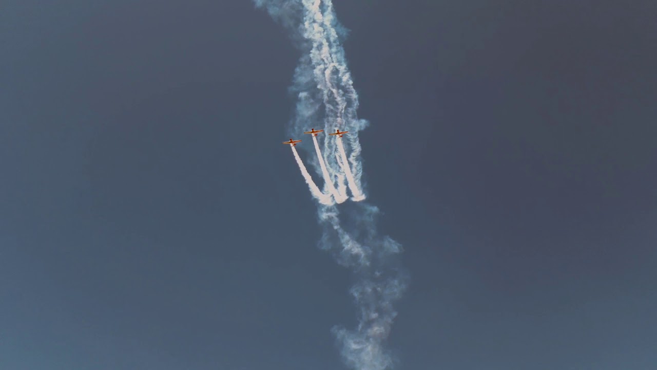 Orania Karnaval Lugskou Puma Flying Lions - YouTube