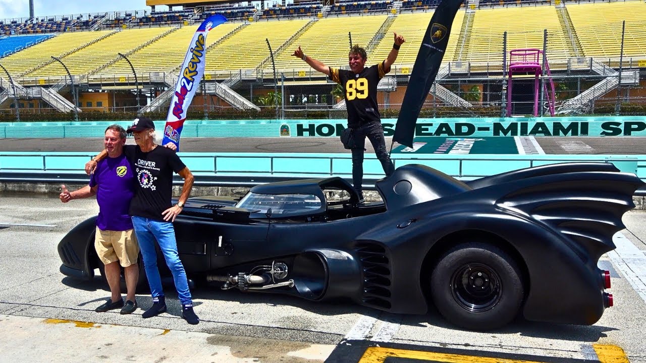 SUPERCARS Bringing Miles of Smiles At Ride2Revive! Batmobile - Racing ...