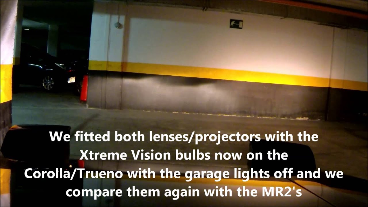 Ligths comparison. AE86 Corolla / Trueno and AW11 MR2 - YouTube