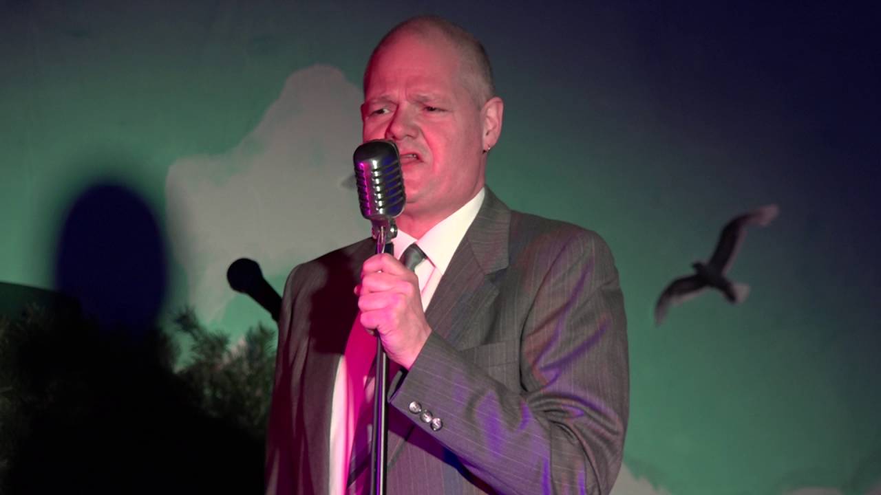 TV-M - Trailer: Portræt af Michael Hasselflug - YouTube