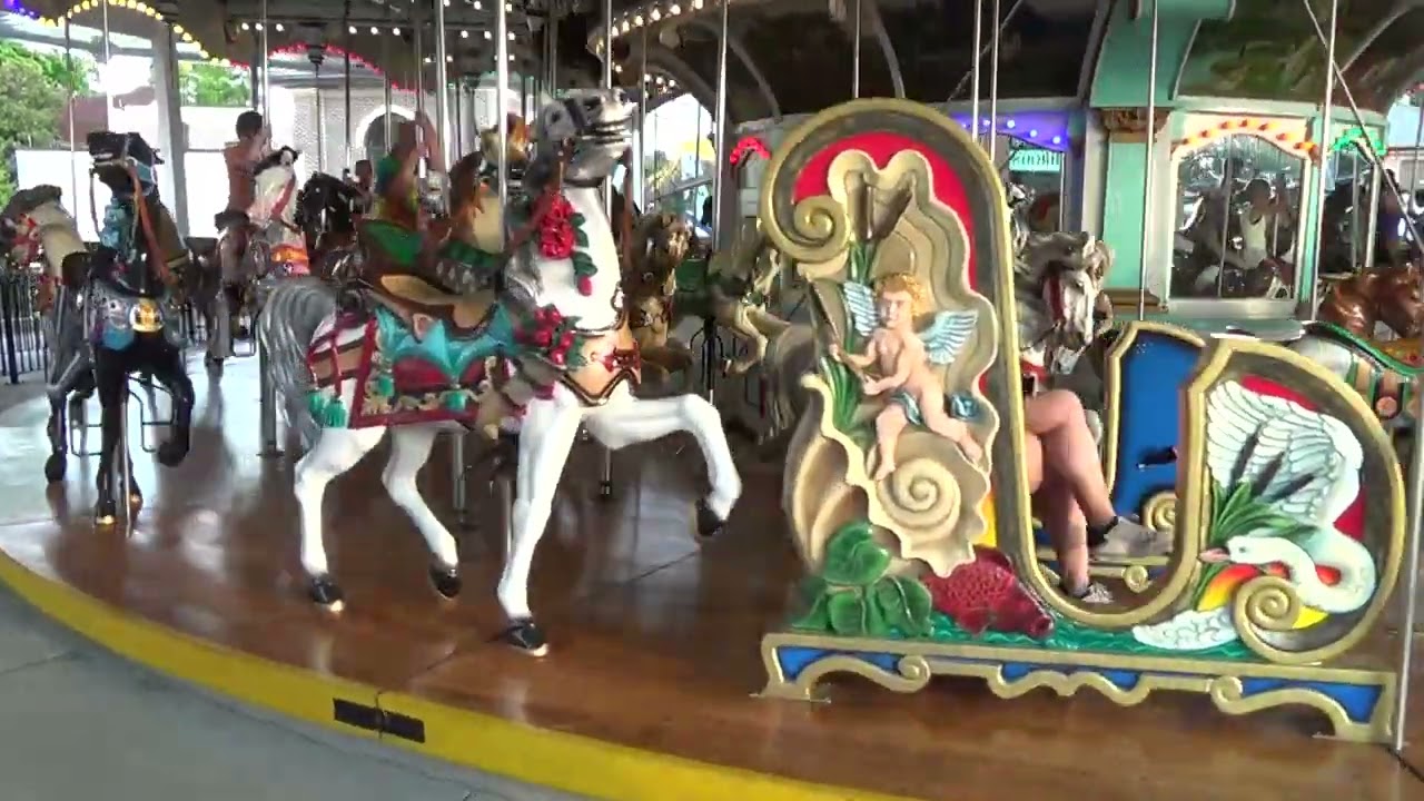 Carrousel at Hersheypark - YouTube