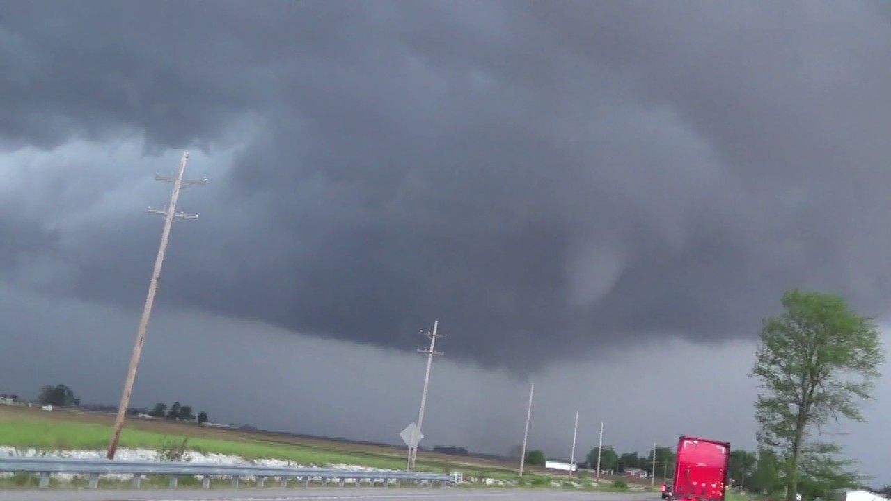 Clinton County, In tornado 52017 - YouTube
