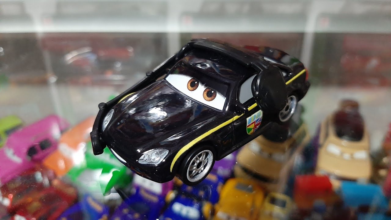 Mattel Disney/Pixar Cars 2 Bruce Boxmann (Lewis Hamilton's Crew Chief ...