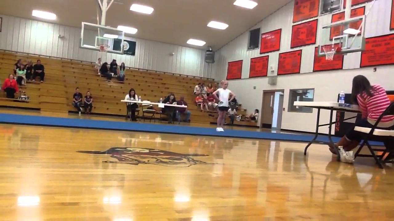 Tana's cheer tryout for 6th grade!! - YouTube
