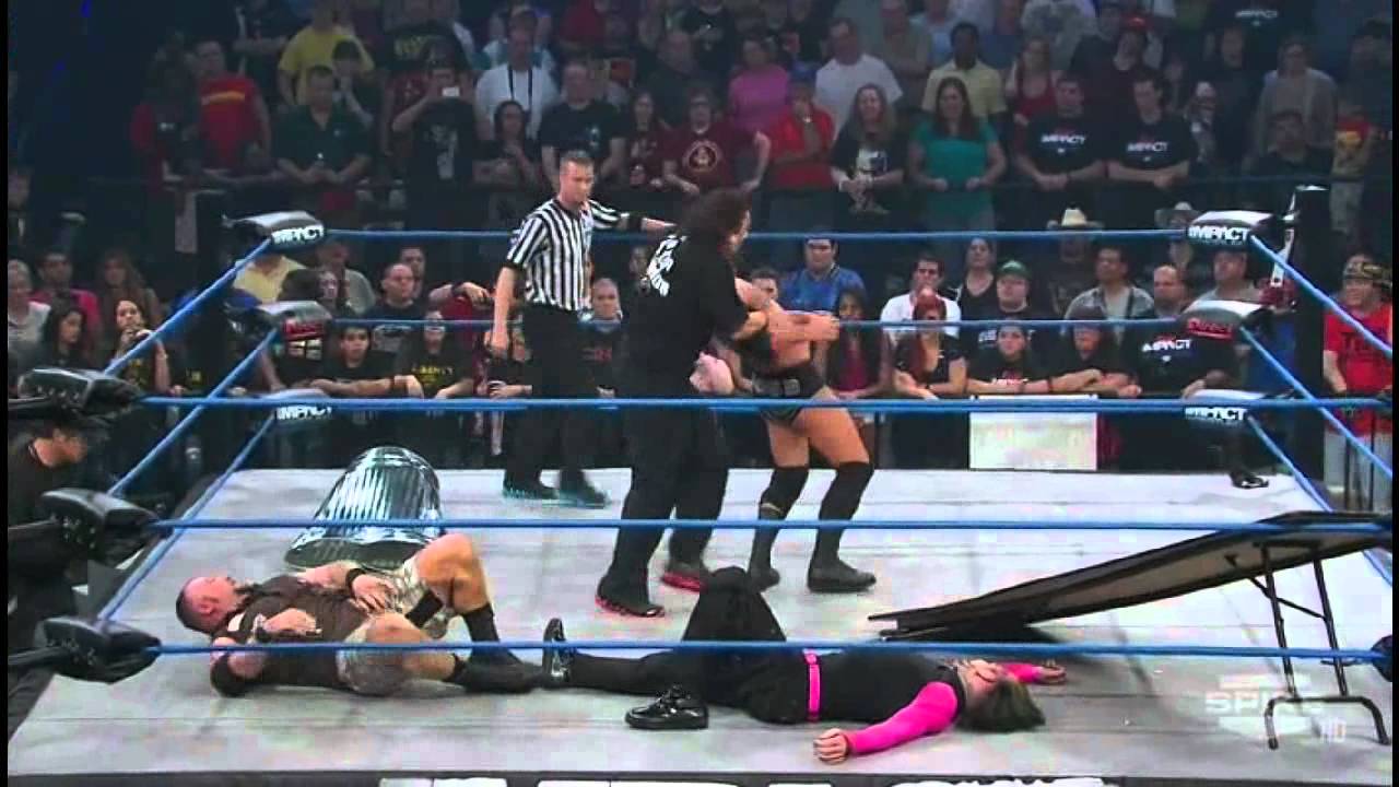 Scorpion Death Drop - Sting - YouTube