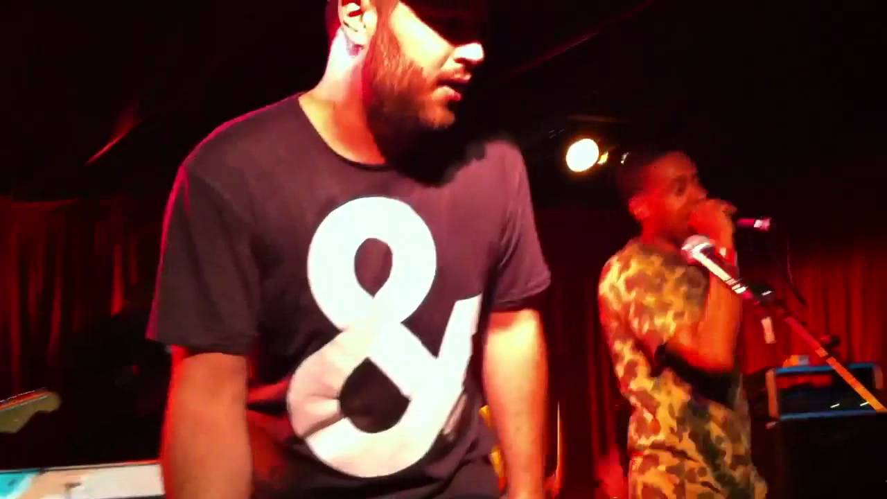 SMOKE SCREEN - Pharrell ft. Jay-Z "Frontin" cover LIVE - YouTube