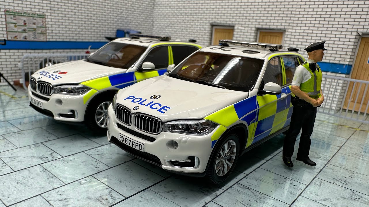 1:43 BMW X5 West Midlands Police CMPG model - YouTube