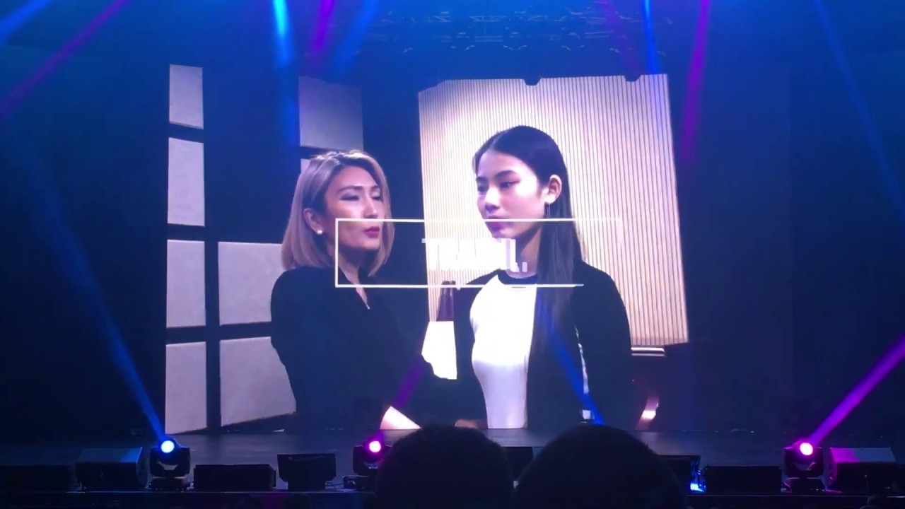 ITZY Showcase in Manila – JYP INTRO - YouTube