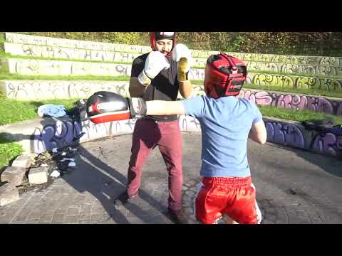 Kickbox Üsmen und Sali 14