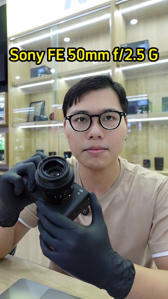 Cùng bàn luận về chiếc máy Sony A7C và ống kính FE 50mm F/2.5 G với zShop - YouTube