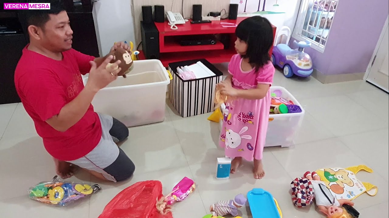 Merapikan Mainan Anak - Verena Mesra - YouTube
