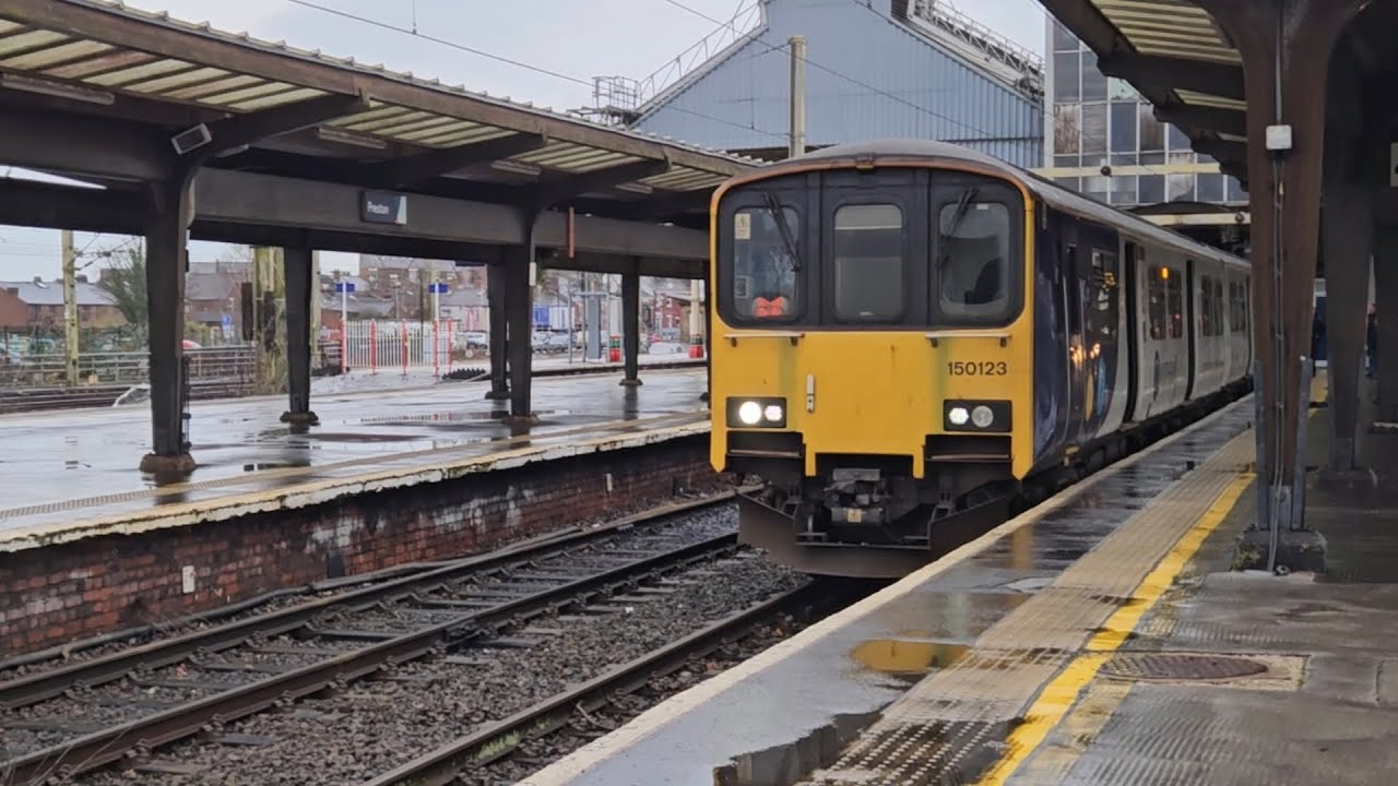 Former GWR & Now Northern 150123 Runs 2N15 Preston To Colne At Preston ...