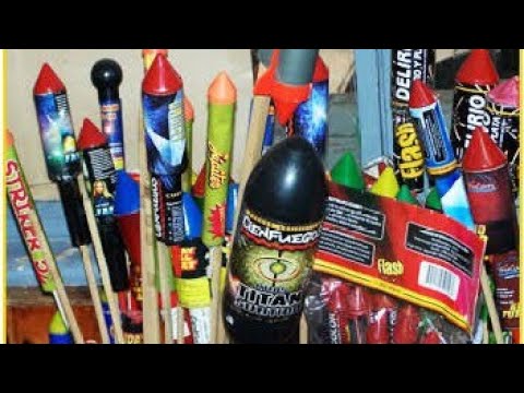 Probando los cuetes más peligrosos de México - YouTube