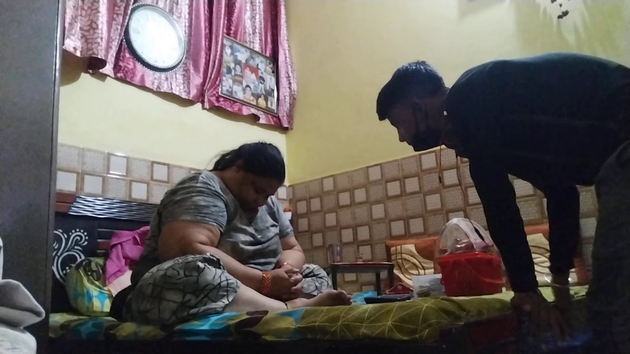 Prank On My Sleeping Mother 🤣😸 Youtube