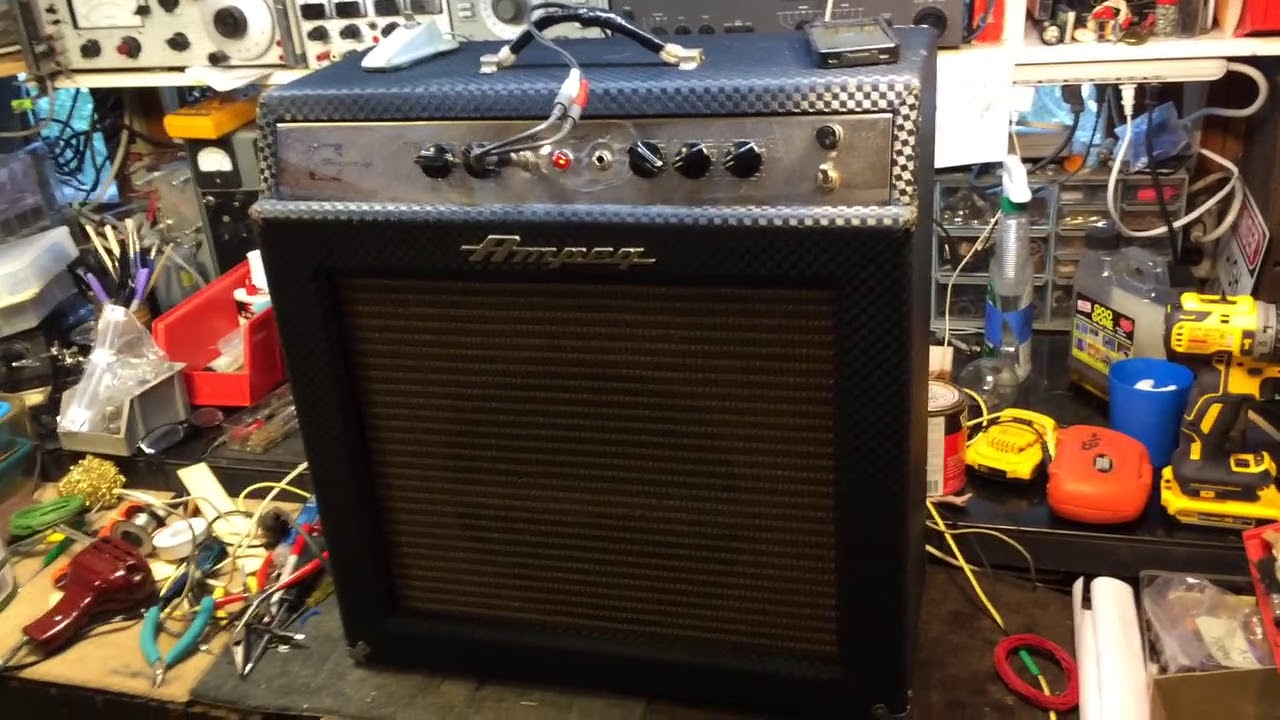 ampeg GS-12 Rocket 2 guitar amp works! - YouTube