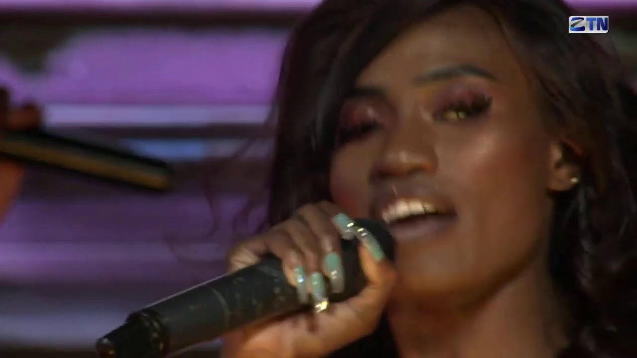 Kikky Badass - Rise of Zimhiphop Performance - YouTube