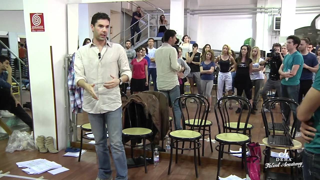 DEHA TALENT ACADEMY: A LEZIONE CON FEDERICO BELLONE! - YouTube