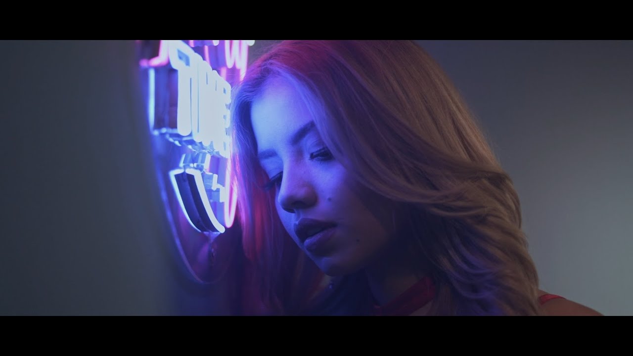 Sebas R | Nada Serio (Video Oficial) 2022 - YouTube