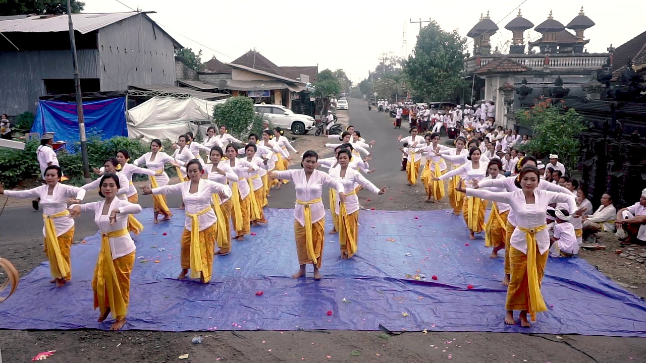 Tari Rejang Sari - PKK Bengkel Buduk (Angklung Version) || Balinese ...