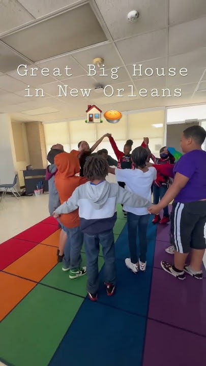 Great Big House in New Orleans | Music Class Lessons - YouTube