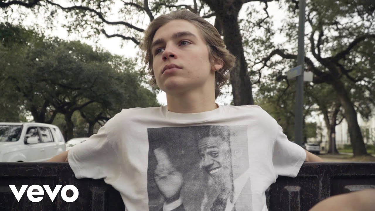 Hans Williams - Body on My Shoulders (Official Video) - YouTube