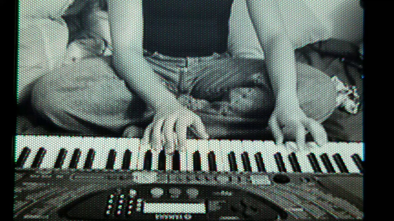 Keyboard improvisation 2002ish - YouTube