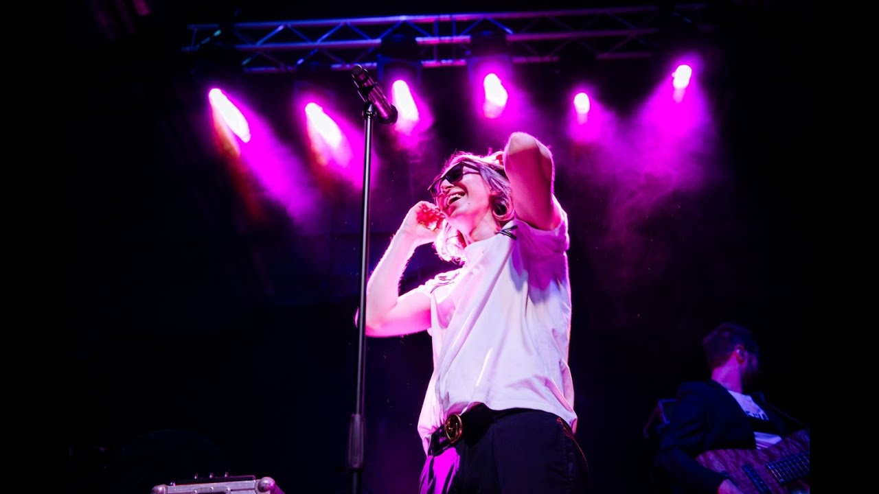 Triangle Sun - The Red Line - YouTube