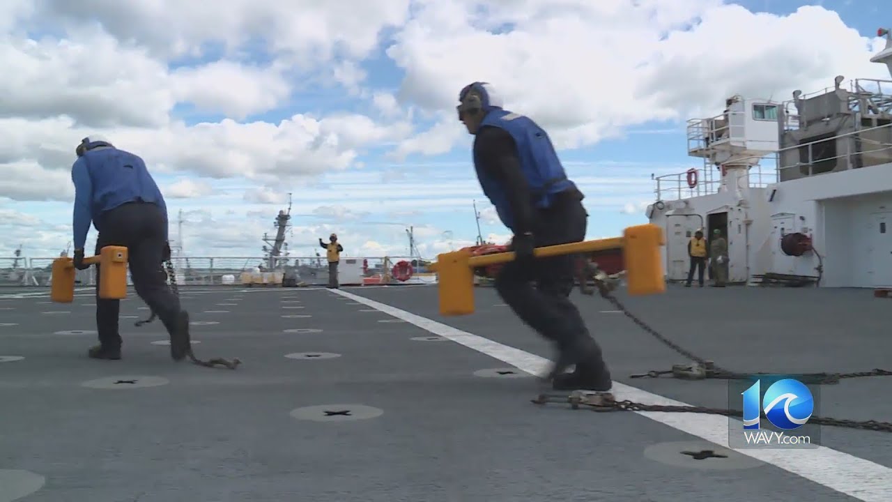 Navy Ship Salute : USNS Comfort - YouTube
