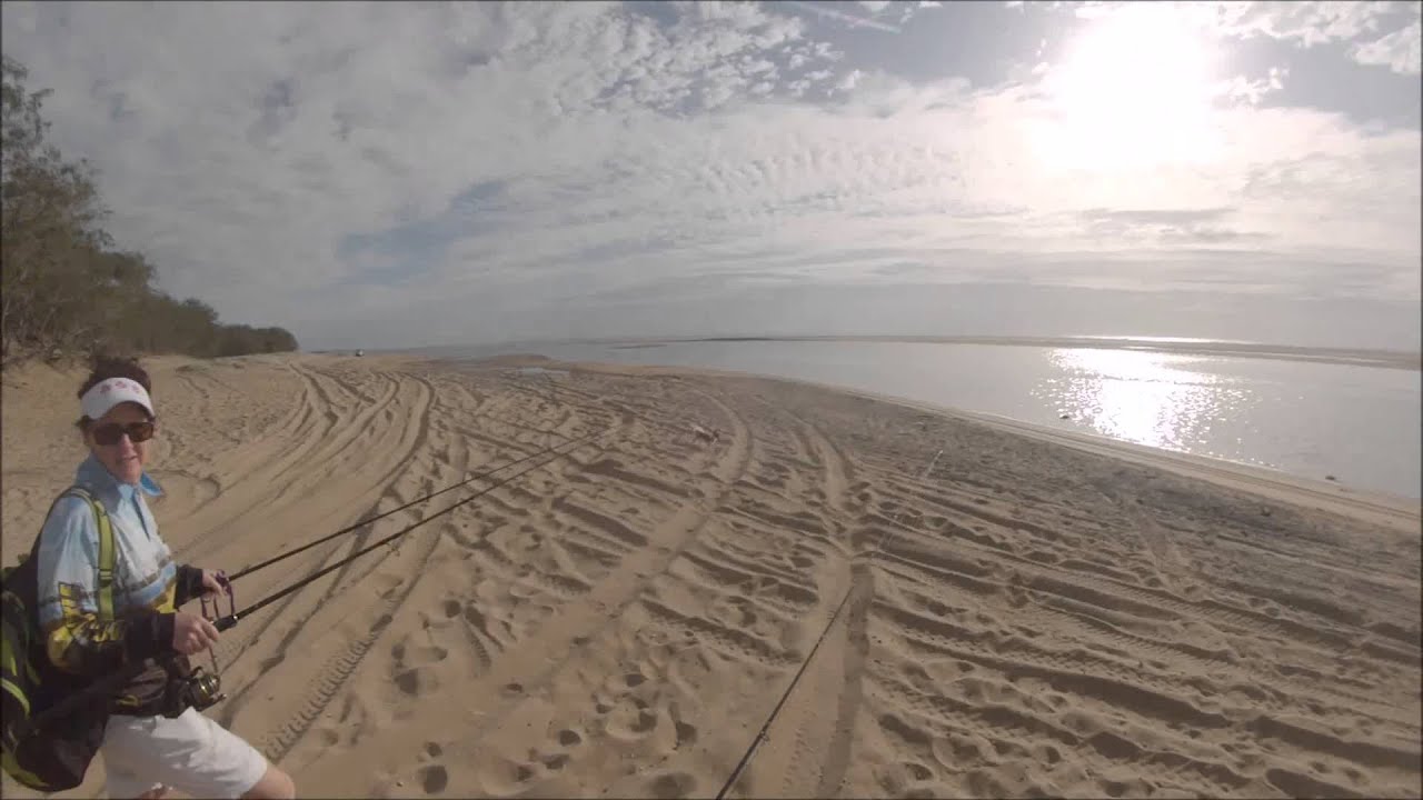 Fishing Alva Beach...Ayr in 50 - YouTube