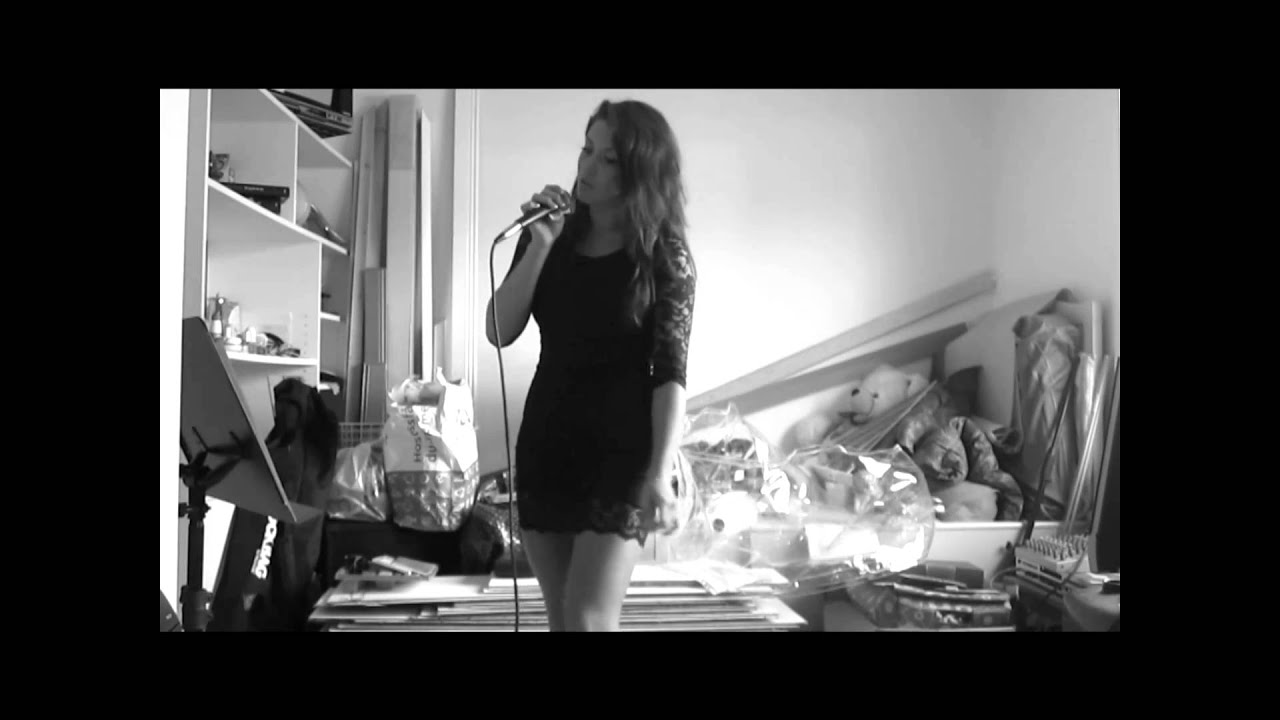 Janina Larsson - Du får inte / Because the night - YouTube