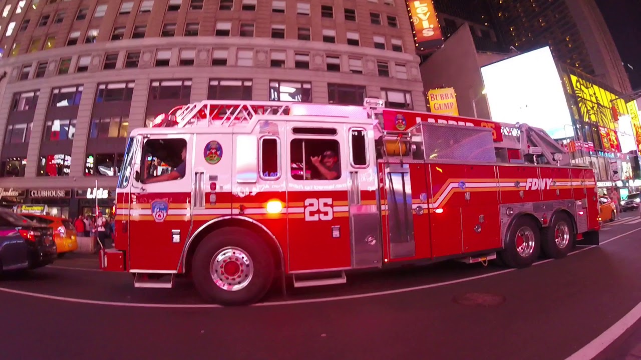 Fire Truck New York City (Times Square) - YouTube