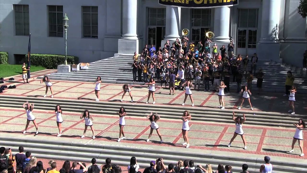 Cal Dance Team 2011-USC Rally - YouTube