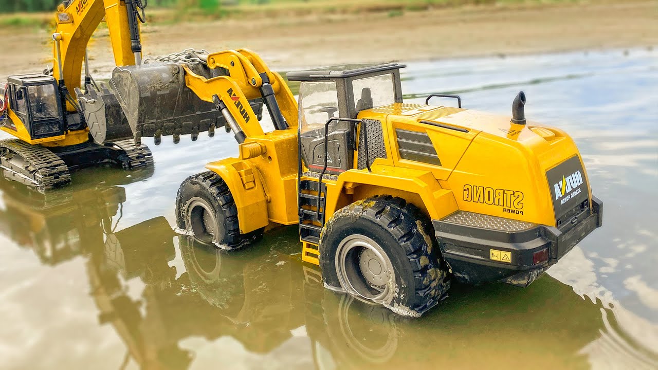 MUD OFF Road Trucks Action 4x4 Cars Exacavator Truck Mudding Adventure ...