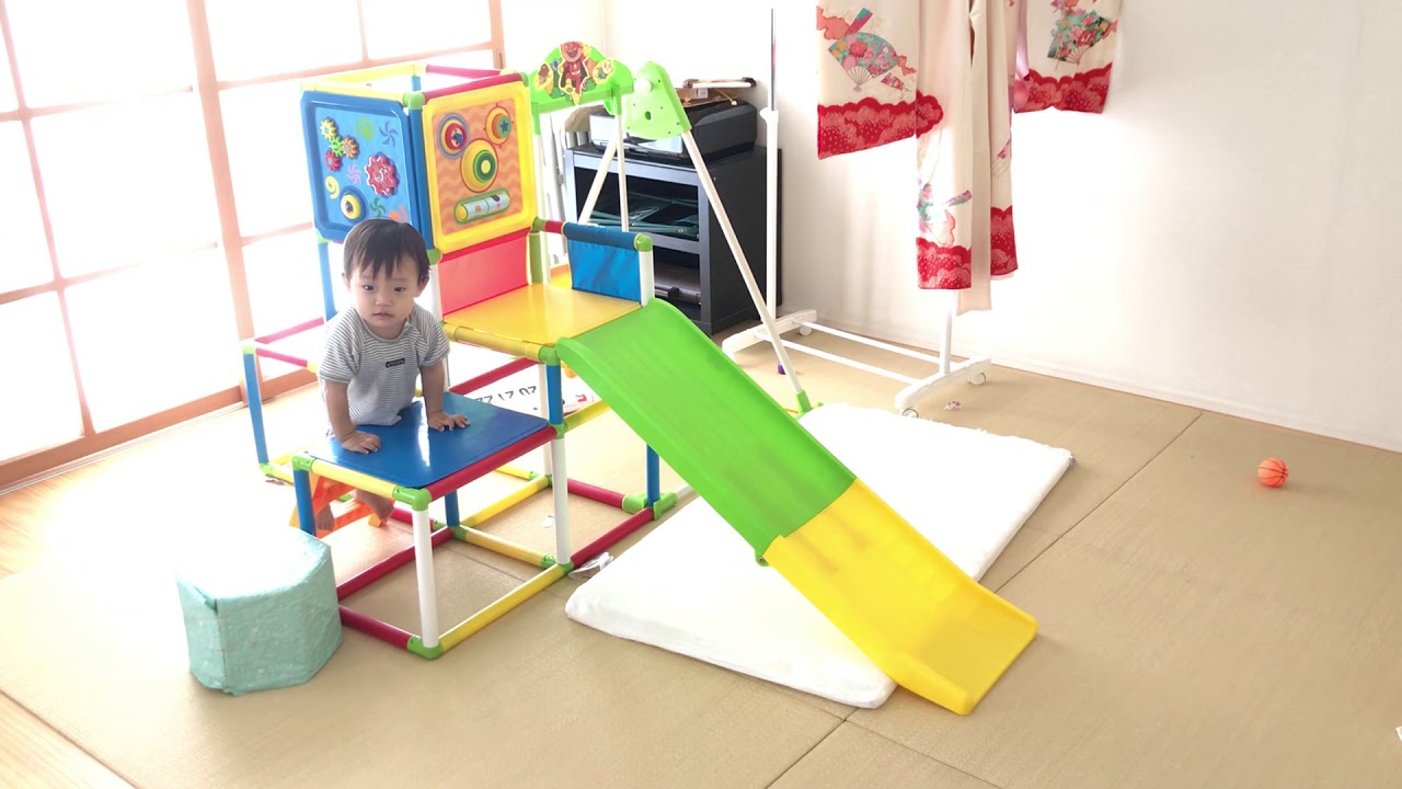 Cute Japanese Boy enjoys Slide 2019.10.27 - YouTube