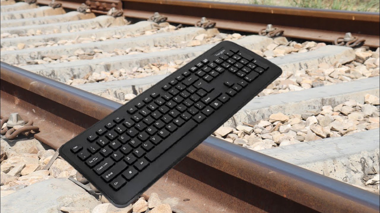 Experiment Train Vs Keyboard - YouTube