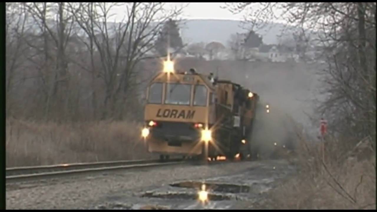 Loram rail grinder 3/7/09 - YouTube