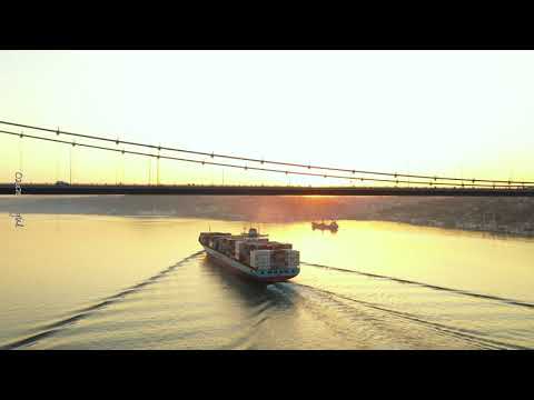 İstanbul Boğazı'nda gün doğumu (4K)