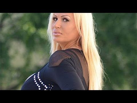 Woman Wants Biggest Chest In The World -- Lacey Wildd