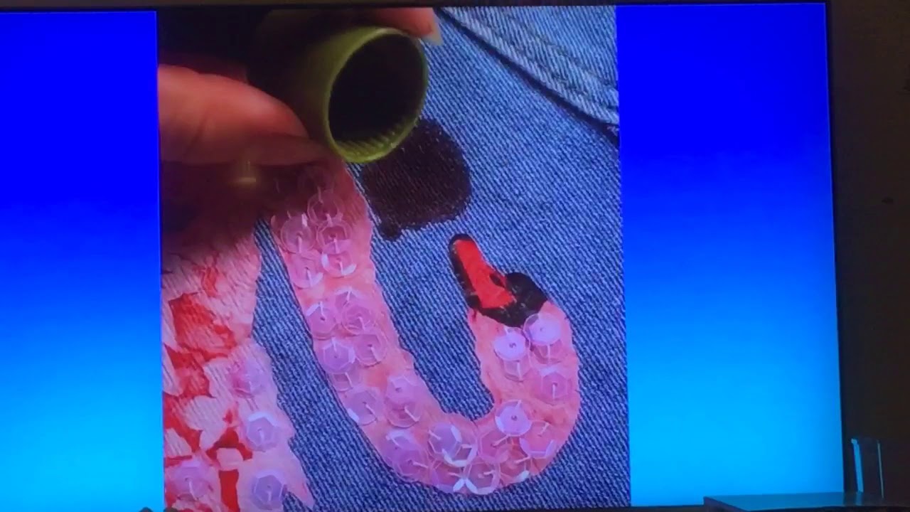 Digging for sea shells - YouTube