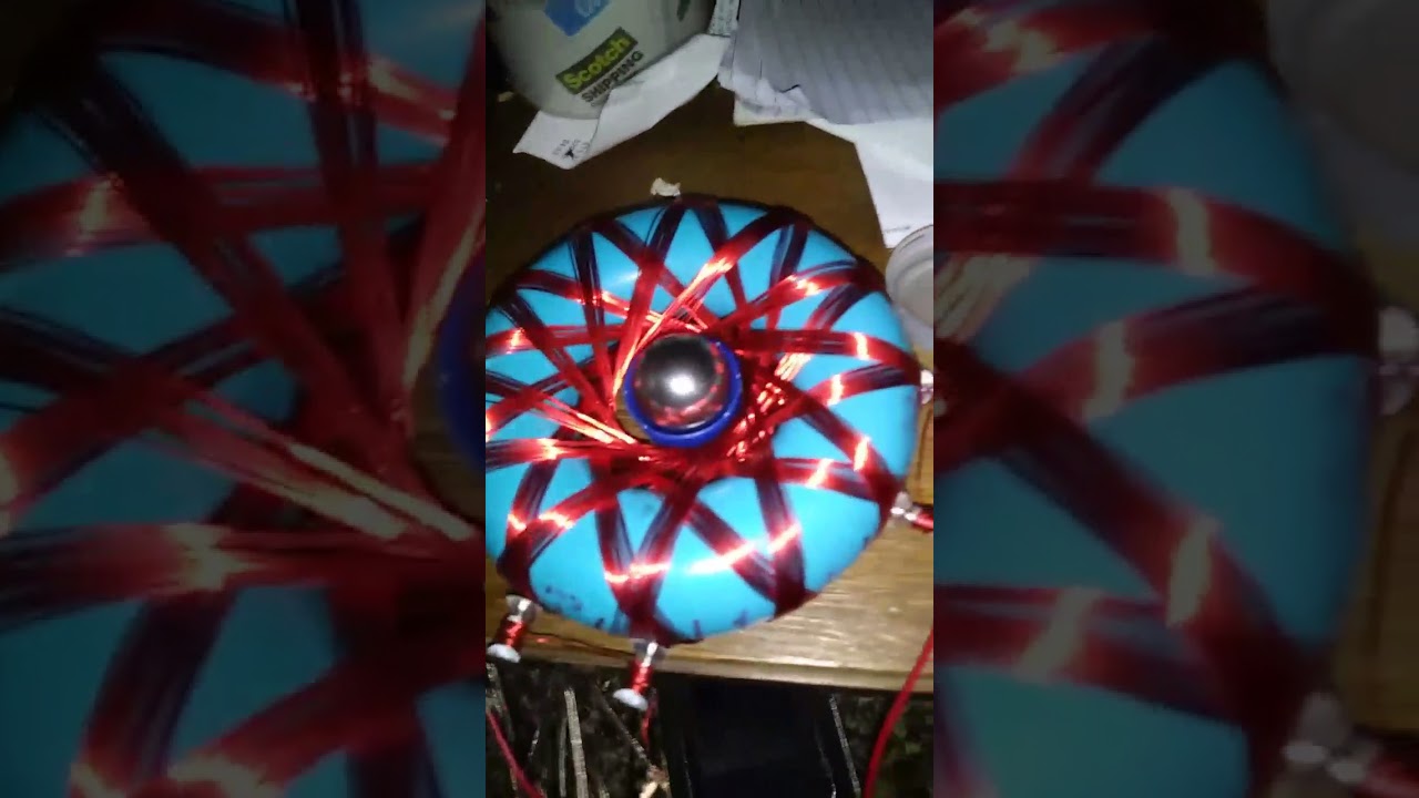 Rodin Coil Ball Magnet Spinning - YouTube