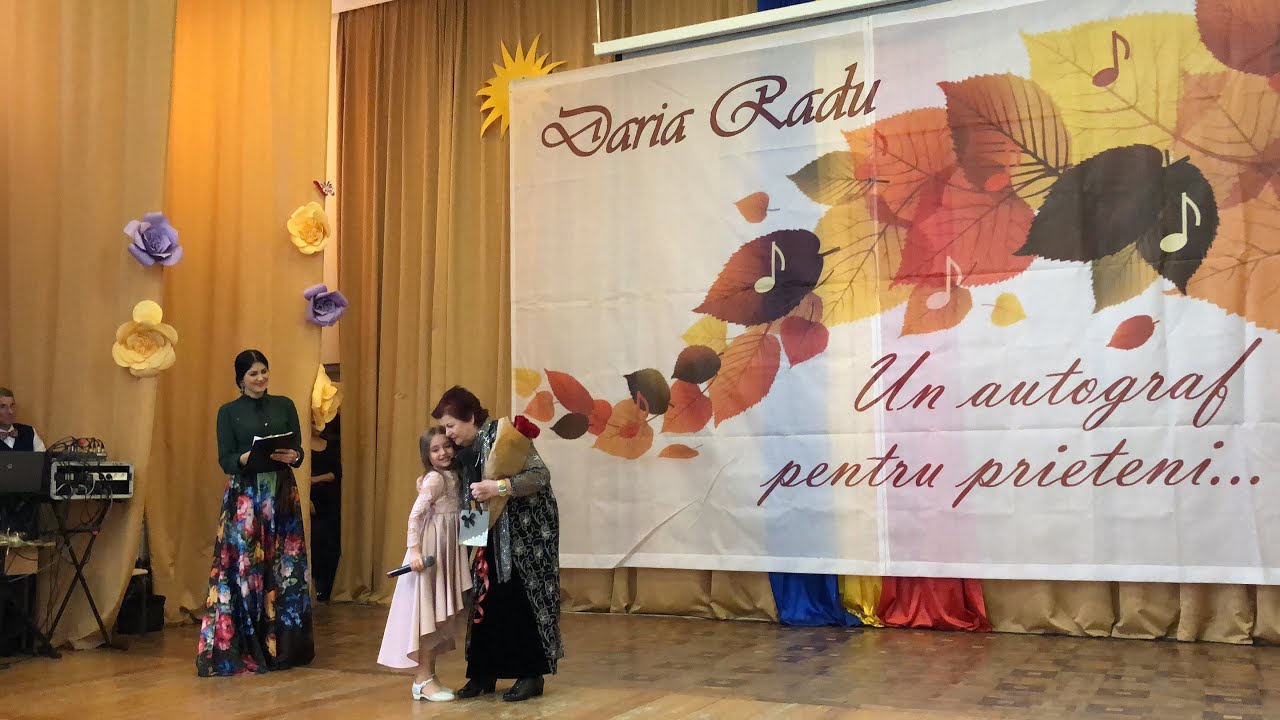 O zi frumoasa împreună cu Daria Radu! Un autograf pentru prieteni ...