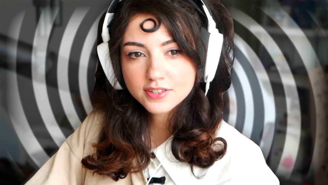 BonnieRabbit Shows Her Hypnotizing Curl Magic - YouTube