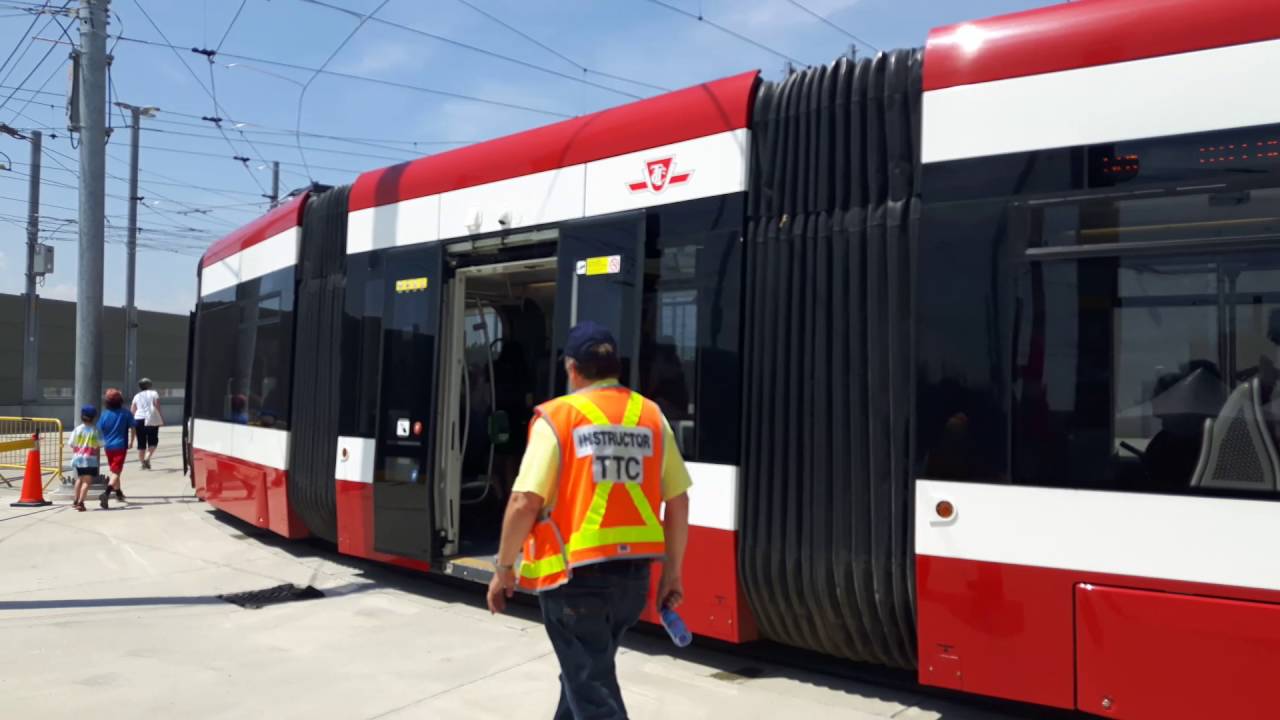 Doors Open Toronto 2016: TTC Bombardier Flexity Outlook Streetcar 4406 ...