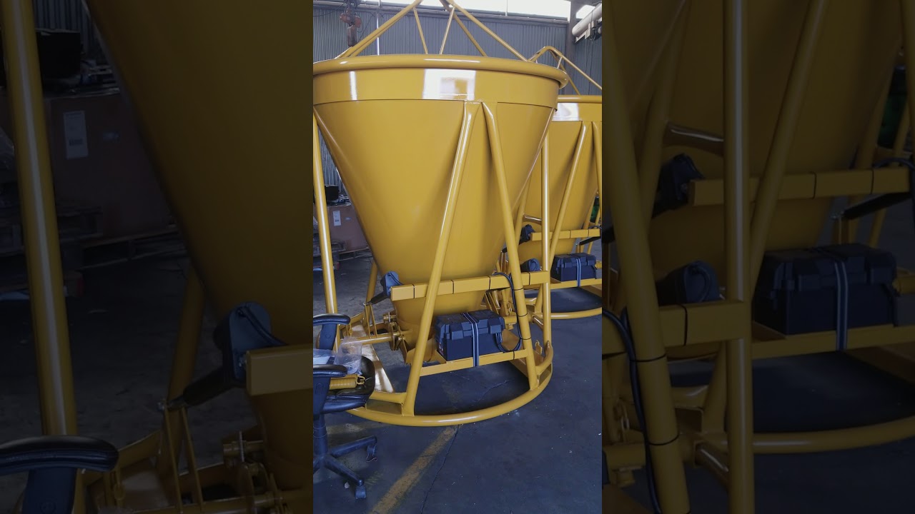 CAMLEVER LOW SLUMP BUCKET WITH OPTIONAL REMOTE WIRELESS GATE - YouTube