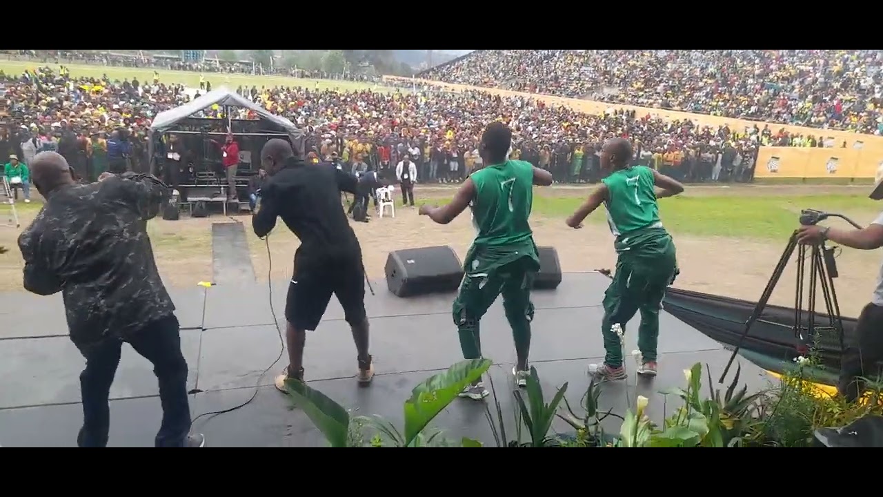 Bahubhe performance @Harry Gwala stadium kumcimbi we ANC - YouTube