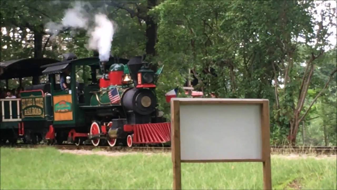 Six Flags & Texas Railroad Engine #1 from the Chaparral Antique Cars ...